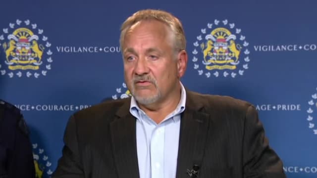 Watch That Chapter S02:E01 - The Disturbing Case of Douglas Garland ...