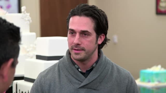 Watch Cake Boss S13:E09 - High Kicks and Hockey Stic - Free TV Shows | Tubi