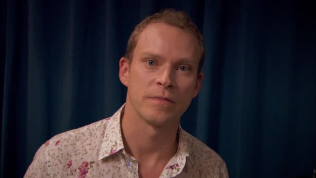 Watch Peep Show S06:E01 - Jeremy at JLB Free TV | Tubi