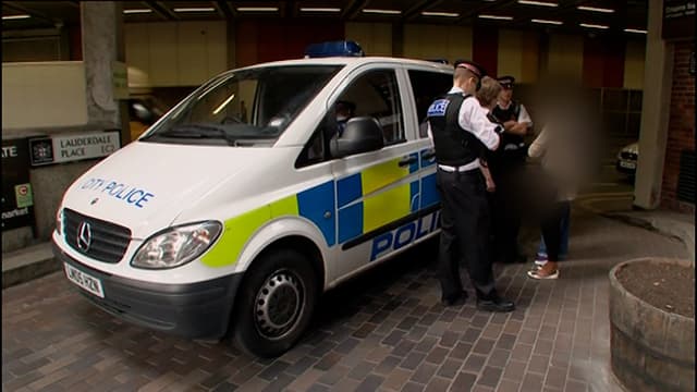 Watch Brit Cops S04:E10 - Episode 10 - Free TV Shows | Tubi