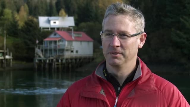 Watch Buying Alaska Season 4 - Free TV Shows | Tubi