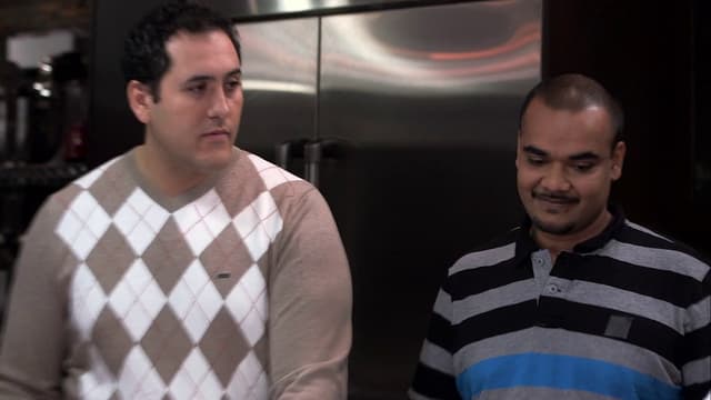 Watch Restaurant Takeover S02:E03 - Augusto 33 - Free TV Shows | Tubi