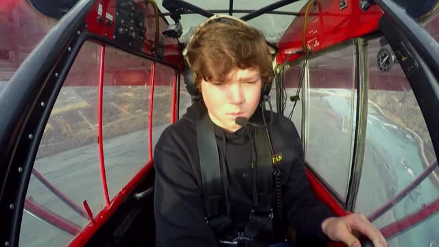 Watch Alaska's Ultimate Bush Pilots S02:E01 - Ice Cl - Free TV Shows | Tubi