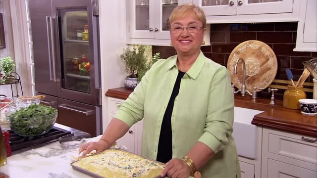 Watch Lidia's Kitchen S05:E523 - Family Brunch - Free TV Shows | Tubi