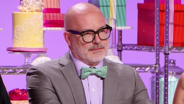 Watch Cake Wars Season 4 - Free TV Shows | Tubi