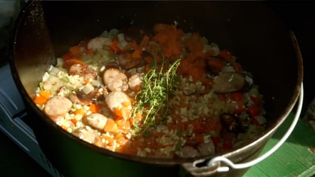 Watch The Mind of a Chef S02:E13 - British Classics - Free TV Shows | Tubi