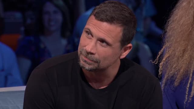 Watch Hollywood Game Night S06:E05 - Jane's New Diggs Free TV | Tubi