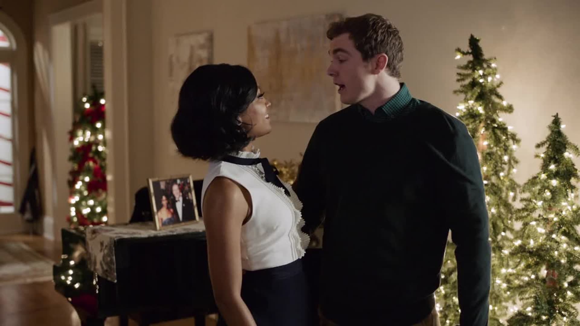 Watch Greyson Family Christmas Trailer (2019) - Free Movies | Tubi