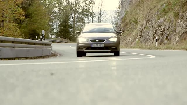 Watch 4x4 S02:E08 - All- Wheel- Drive on Station Wag - Free TV Shows | Tubi